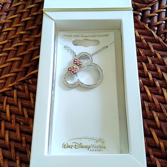 Disney | Jewelry | Brand New Walt Disney World Resort Exclusive Minnie ...